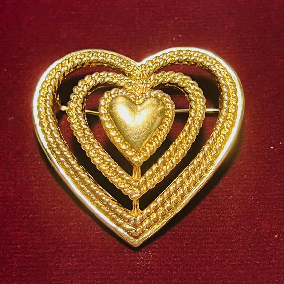 Monet | Jewelry | Vintage Signed Monet Gold Tone Heart Rope Brooch Pin ...